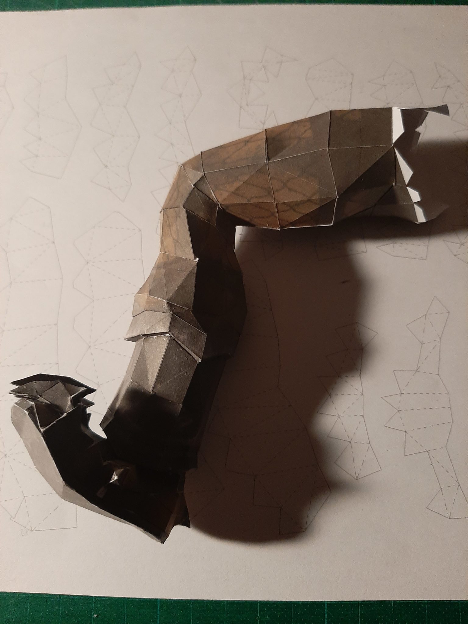 Predator Paper model assy 18 - Maquette en papier - Paper Model ...