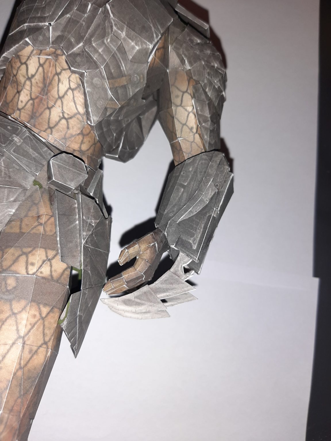Predator Paper model assy 32 - Maquette en papier - Paper Model ...