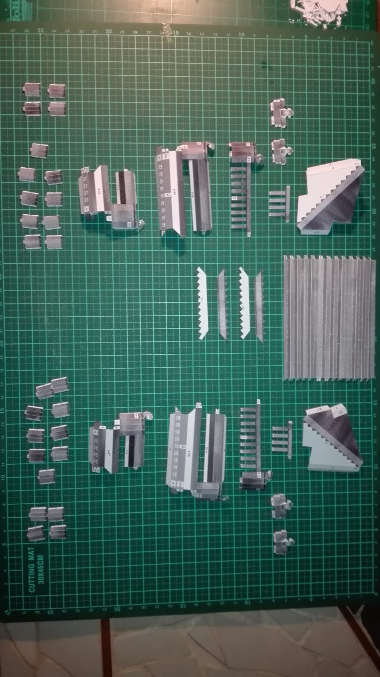 - Japanese Pagoda : Making Off off the construction- Maquette en papier ...