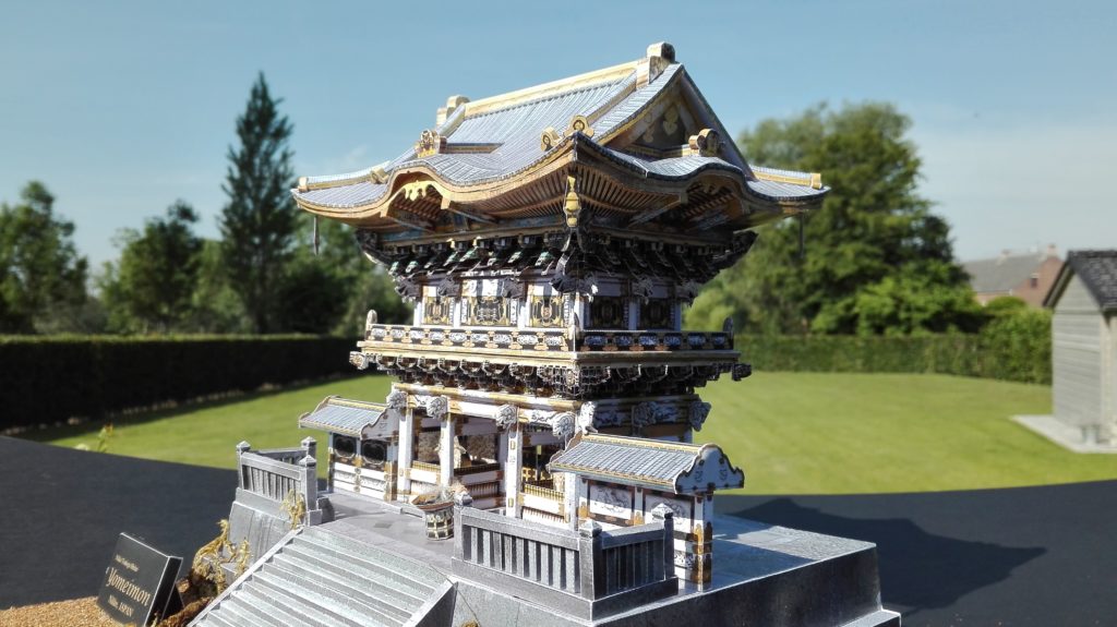- Japanese Pagoda : Making Off off the construction- Maquette en papier ...
